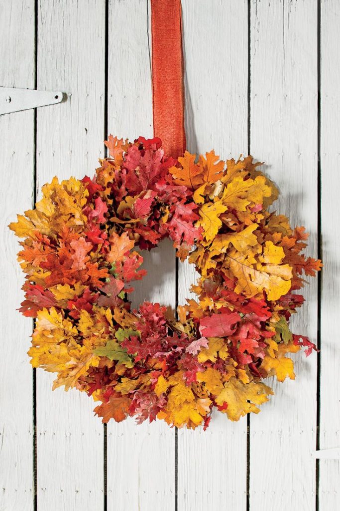 Top 10 Creative DIY Decorations for this Fall