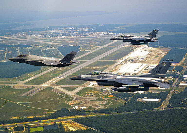 Top 10 Largest US Military Bases – Army HQ in the US and Abroad