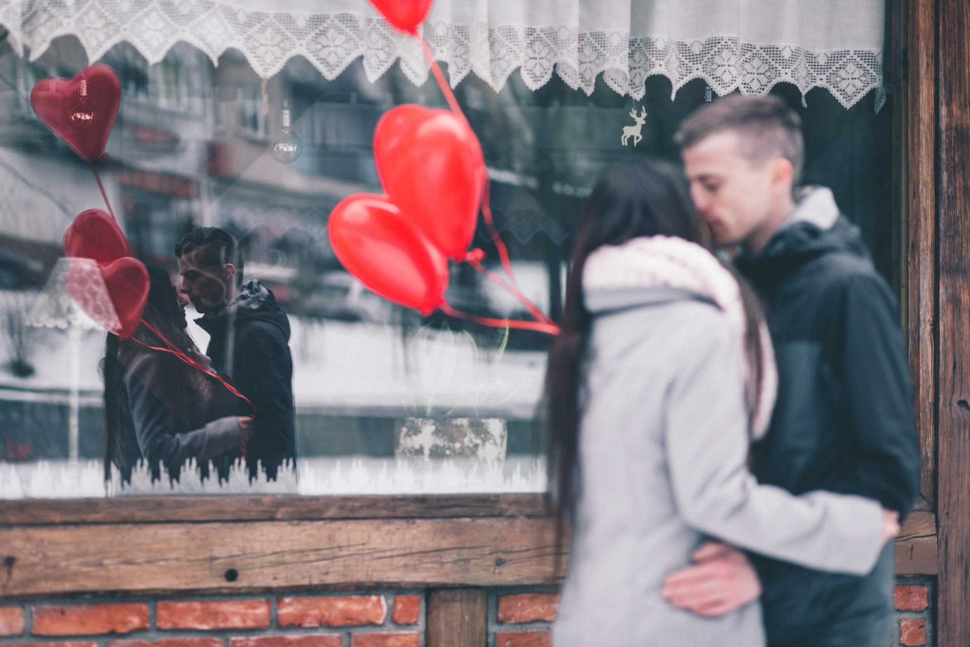 8 Romantic Phrases to Express ‘My Love in Spanish’ Perfectly