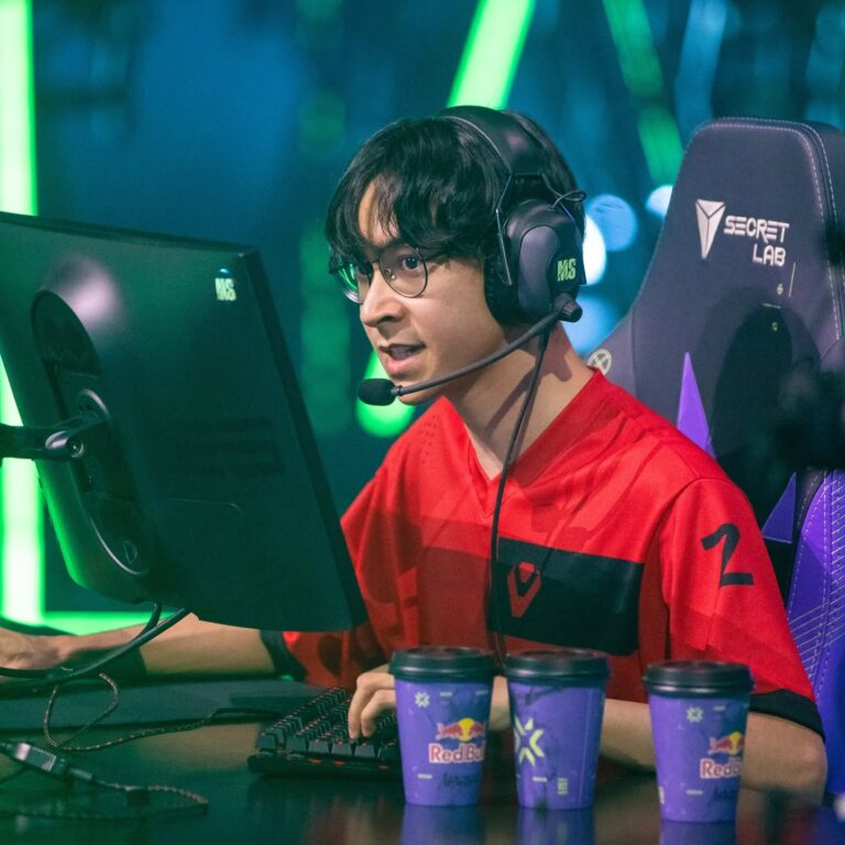 Top 10 Famous Gamers Who Changed The Gaming World In 2025